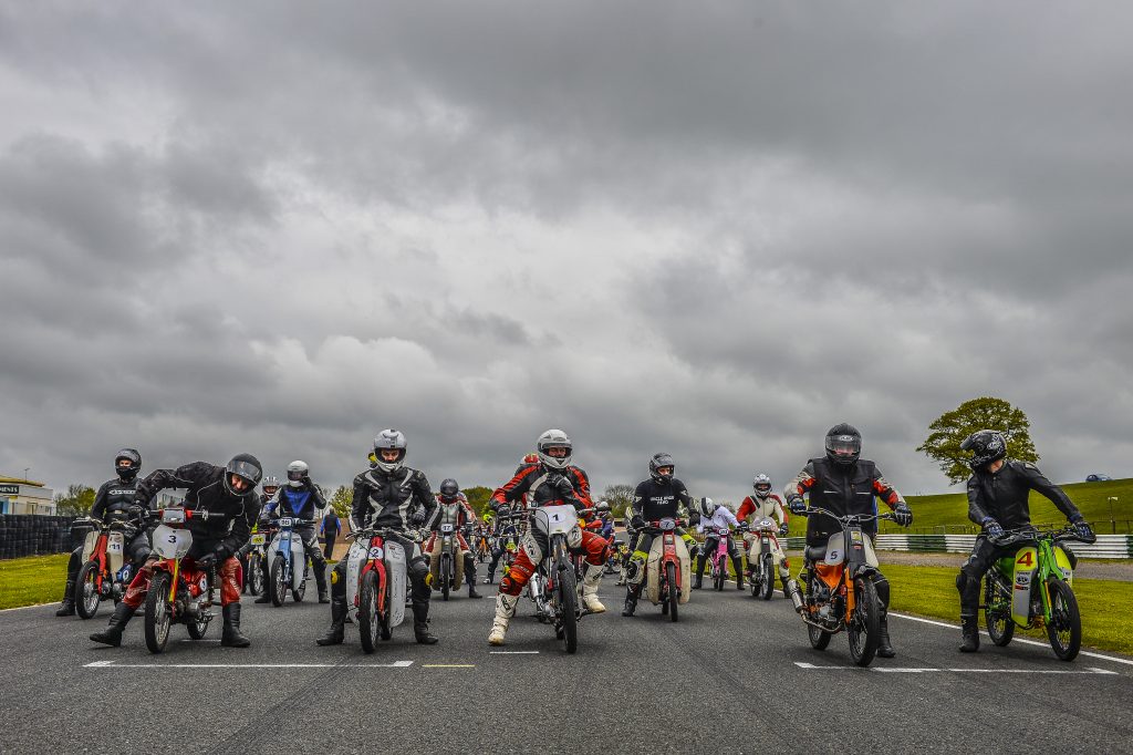 No Limits Trackdays | Mallory Park Circuit